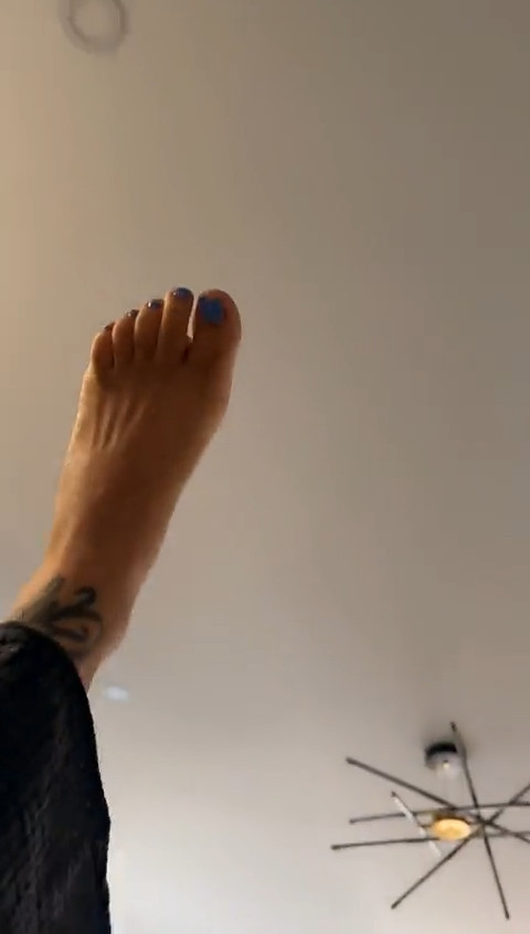 Coi Leray feet | FeetDatabase.com