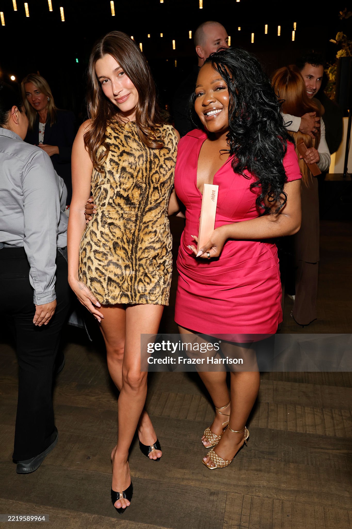 The best Hailey Bieber feet pictures 🤩