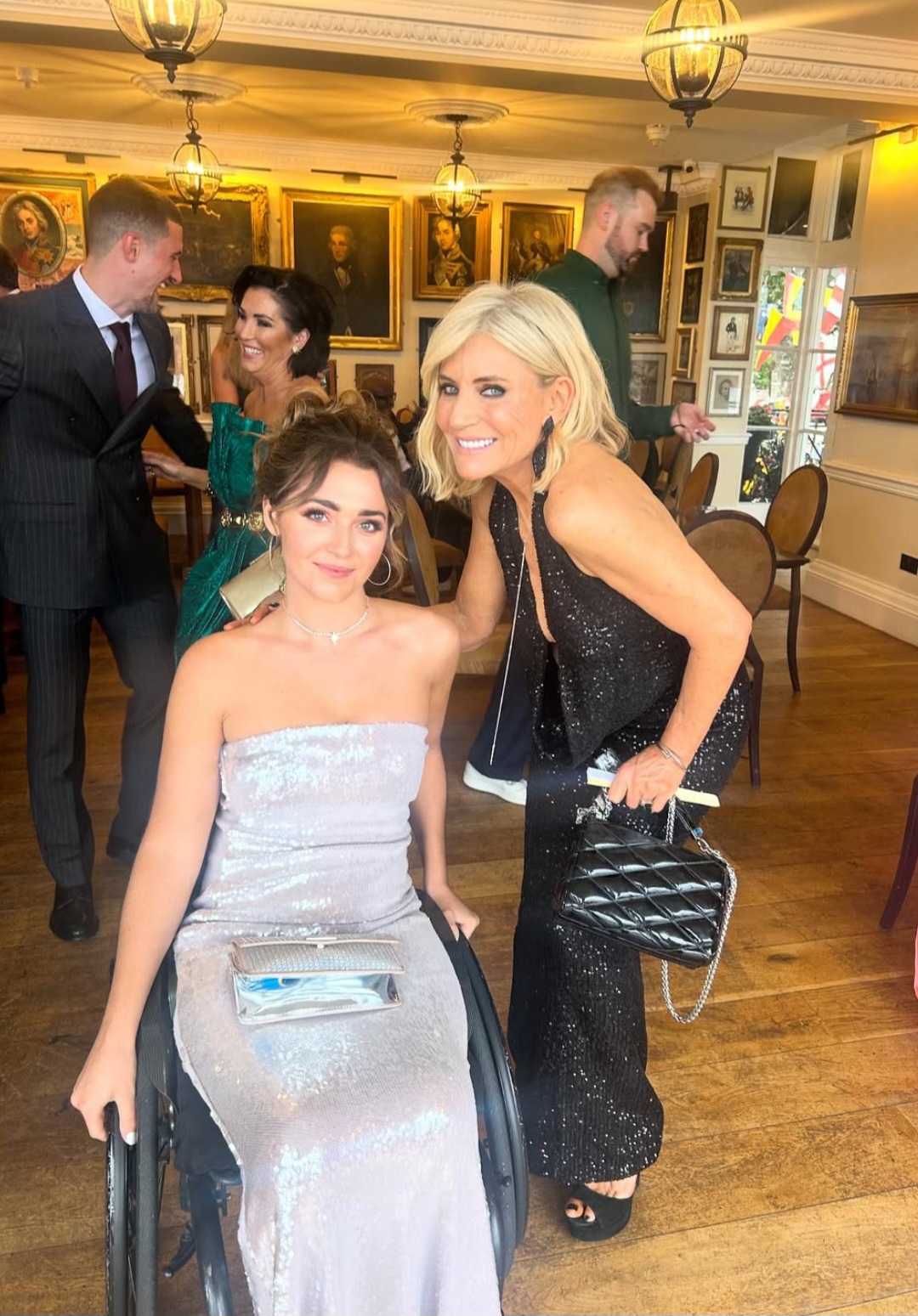 The best Michelle Collins feet pictures 🤩